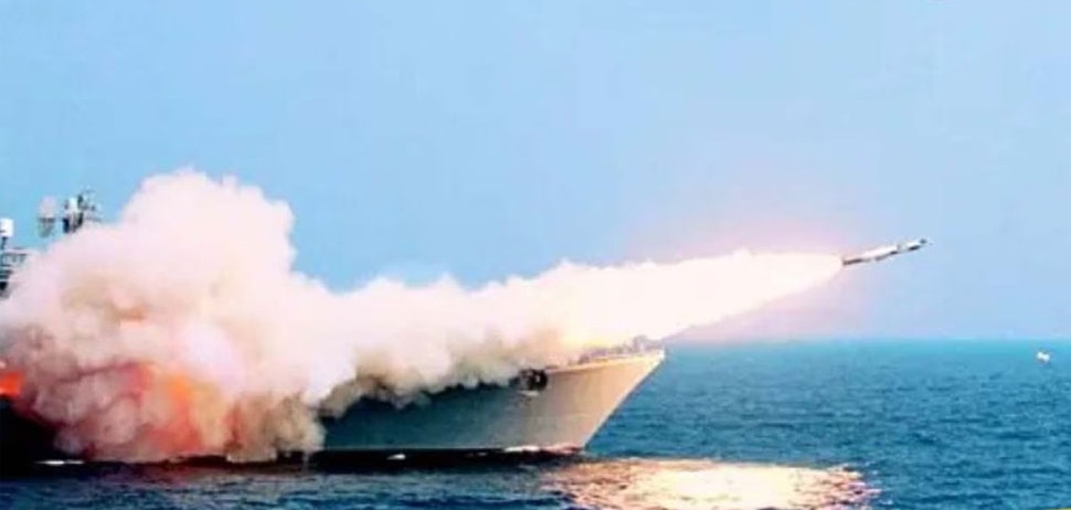 INS Vikrant Near Karachi: Explosions Escalate Tensions 2025